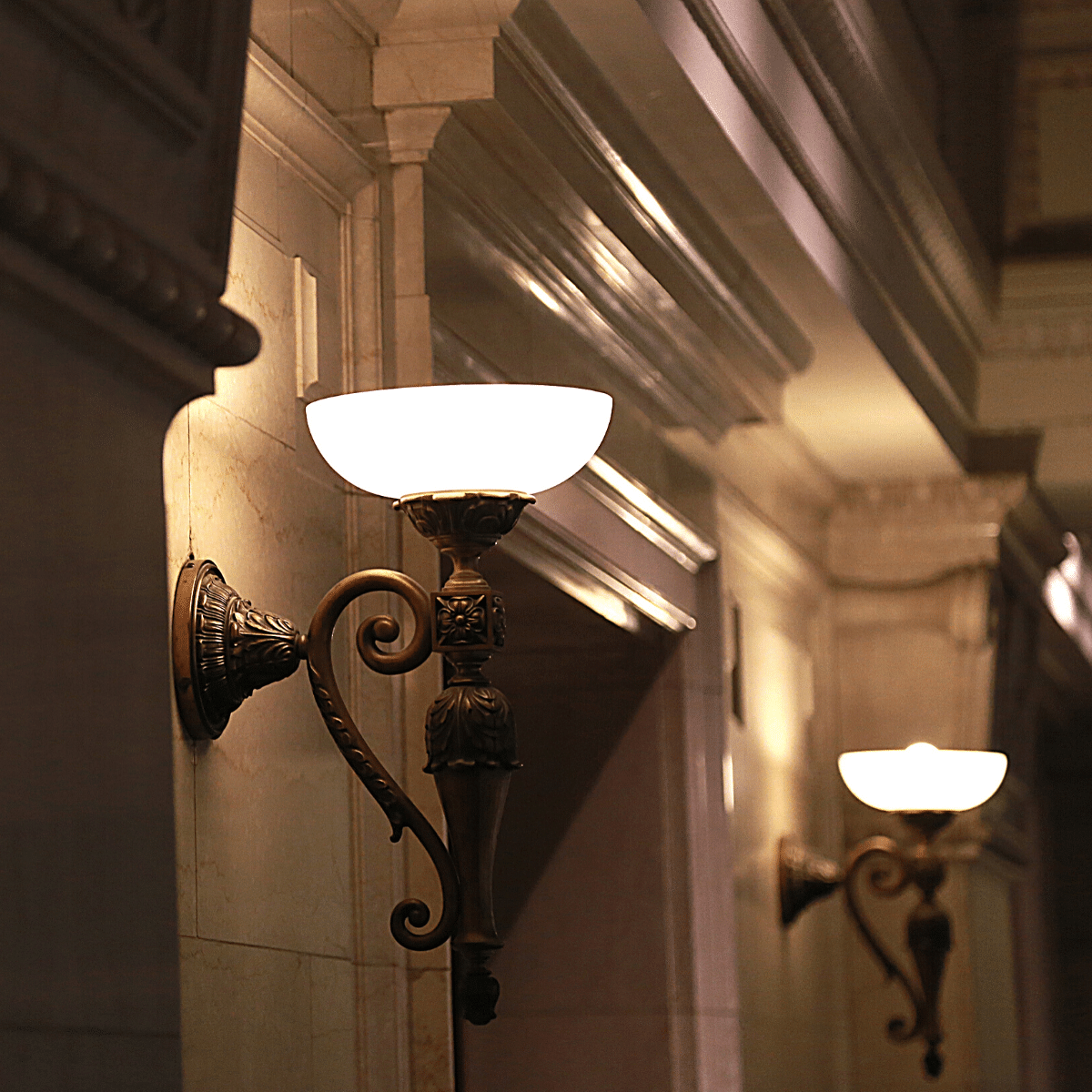 Scintillating Wall Lights for Home and Office Décor | Claxy